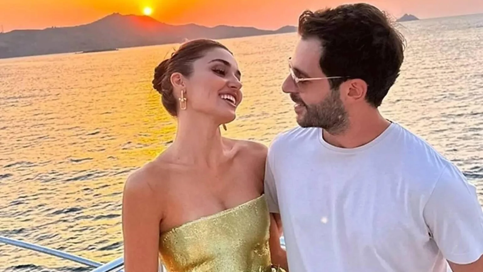 Ayrıldığı iddia edilen Hakan Sabancı ve Hande Erçel çifti sessizliğini ...