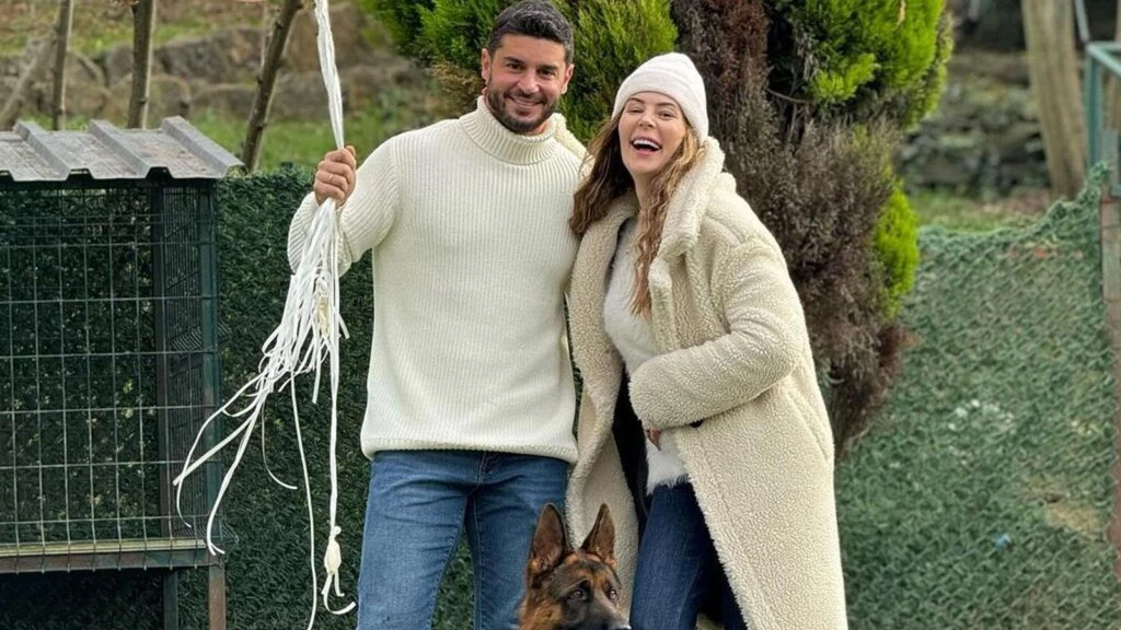Berk Oktay ve Yıldız Çağrı Atiksoy'dan sevindirici haber: Bebeklerinin ...