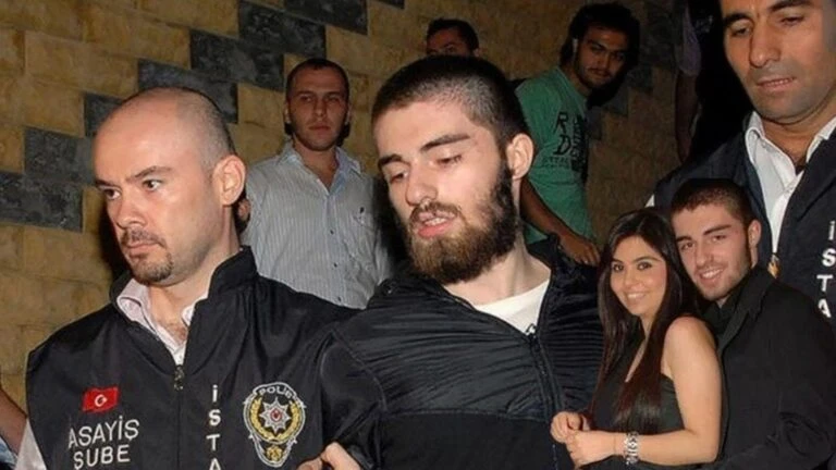 Kasım Garipoğlu kimdir? Kasım Garipoğlu nereli ve ne iş yapar? » Mavi Kadın