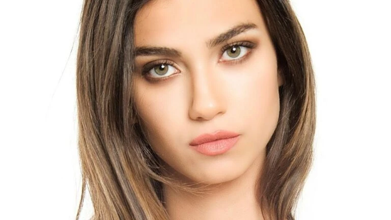 Güzel oyuncu Aleyna Solaker kimdir, nereli, kaç yaşında? Estetiksiz ...
