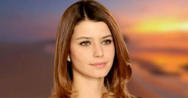 Güzel oyuncu Beren Saat’in biyografisi: Kimdir? Nerelidir? Aşk-memnu ...