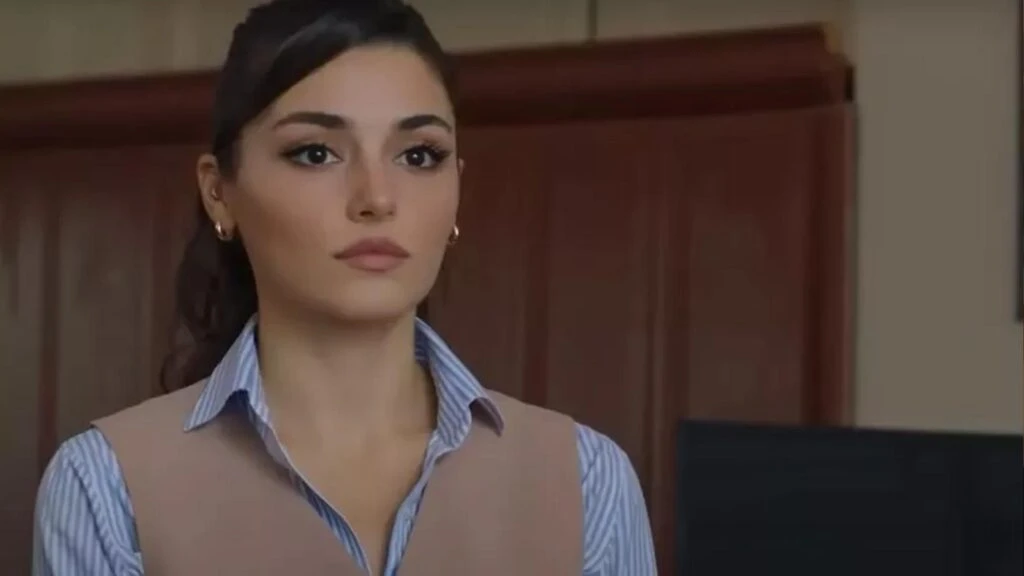 Hande Erçel'e dizi yönetmeninden destek paylaşımı: 'Seninle beraber bir ...