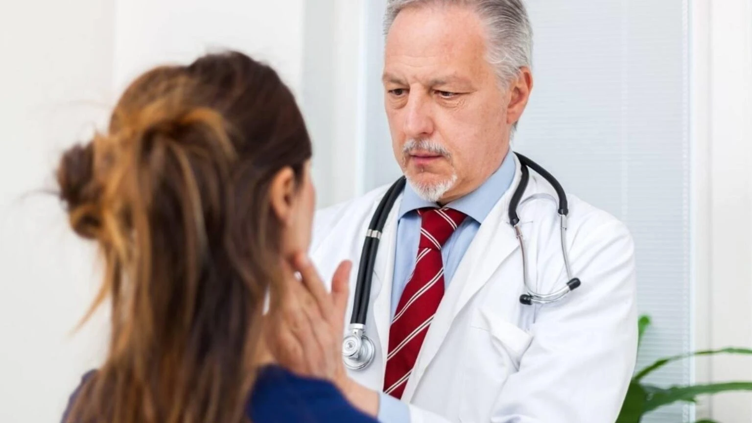 Non-Hodgkin Lenfoma nedir? Lenfoma belirtileri, türleri ve tedavi yöntemleri » Mavi Kadın