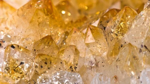 Sitrin taşı hangi burcun? Sitrin taşı faydaları, özellikleri… » Mavi Kadın