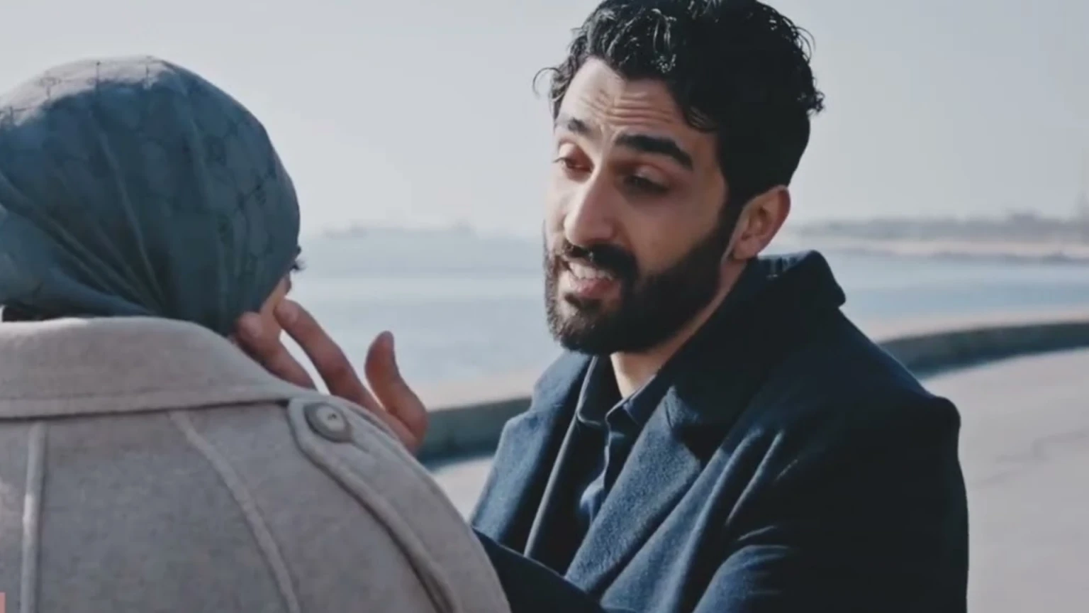 Kızılcık Şerbeti Firaz'ın aşk yaşadığı kadın kimdir? » Mavi Kadın