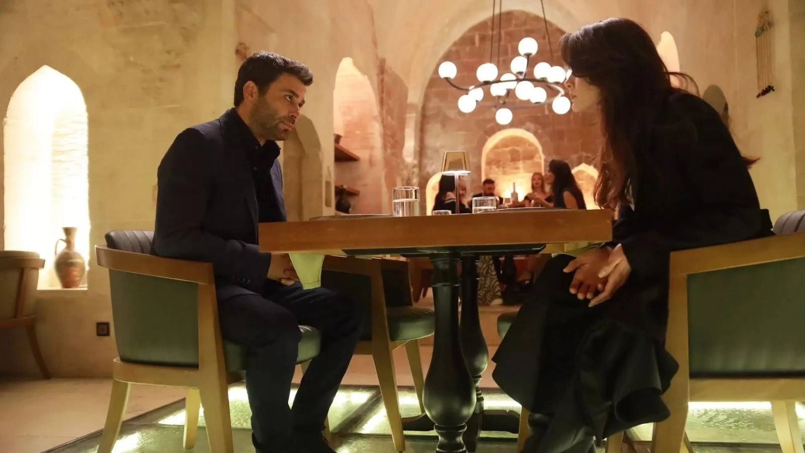 Uzak Şehir Boran kimdir? Uzak Şehir Boran Albora’yı kim canlandırıyor ...