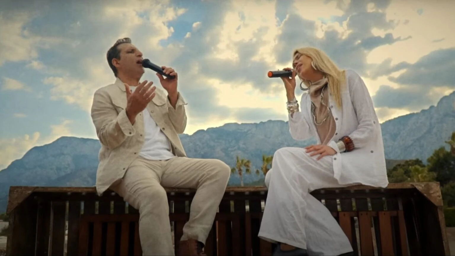 Baba – kızdan ilk düet! Rafet El Roman kızı Su El Roman ile "Mazide ...