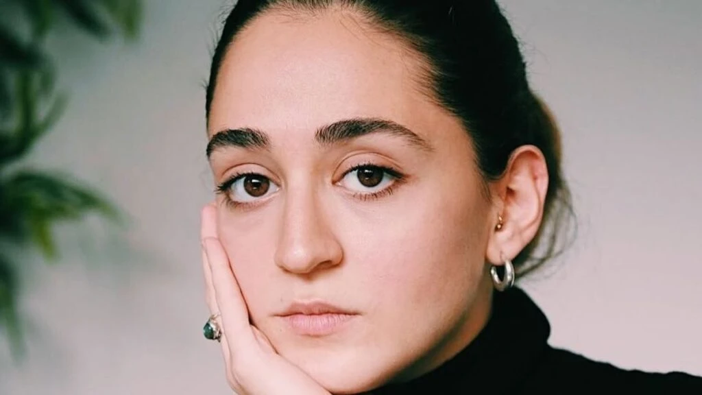 Eda Akalın kimdir, kaç yaşında? Eda Akalın nereli? » Mavi Kadın