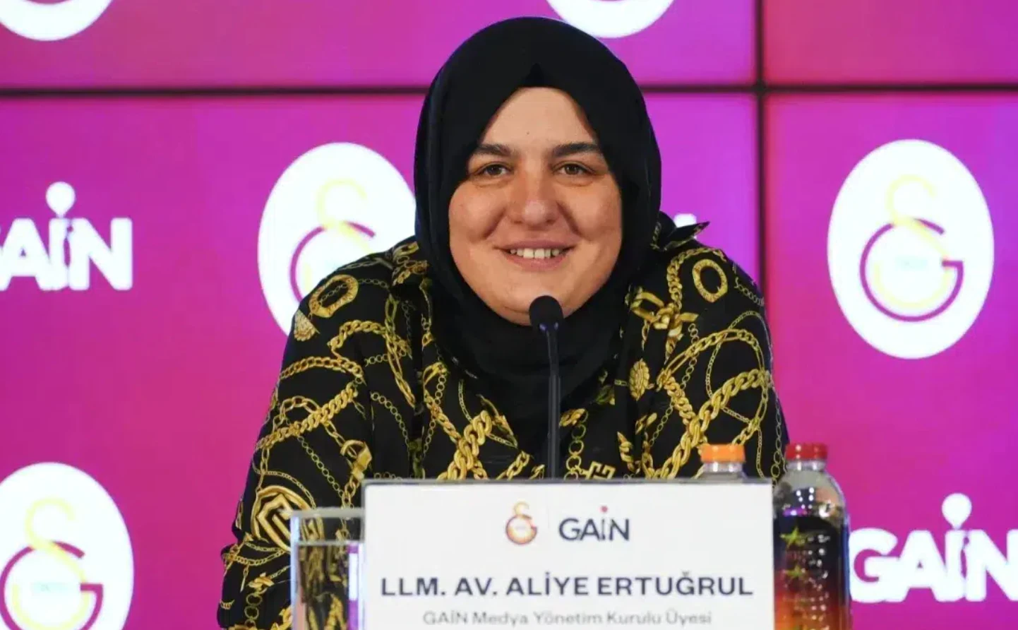 Aliye Ertuğrul kimdir kaç yaşında? Aliye Ertuğrul kiminle evli? » Mavi ...