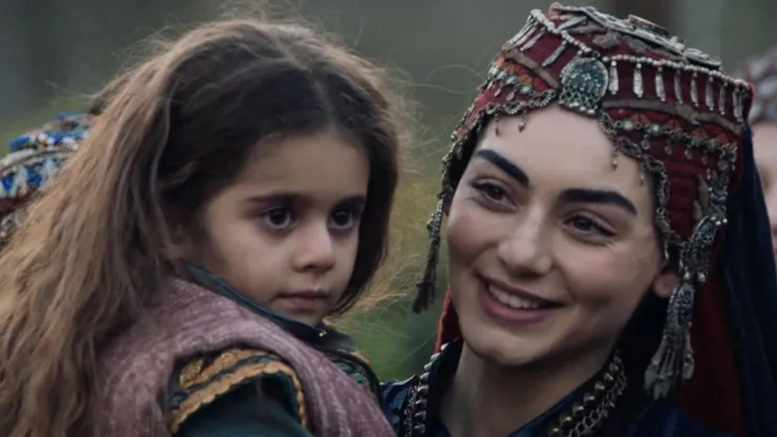 Kuruluş Osman Halime kimdir, Halime öldü mü yaşıyor mu? Sofia’nın ...