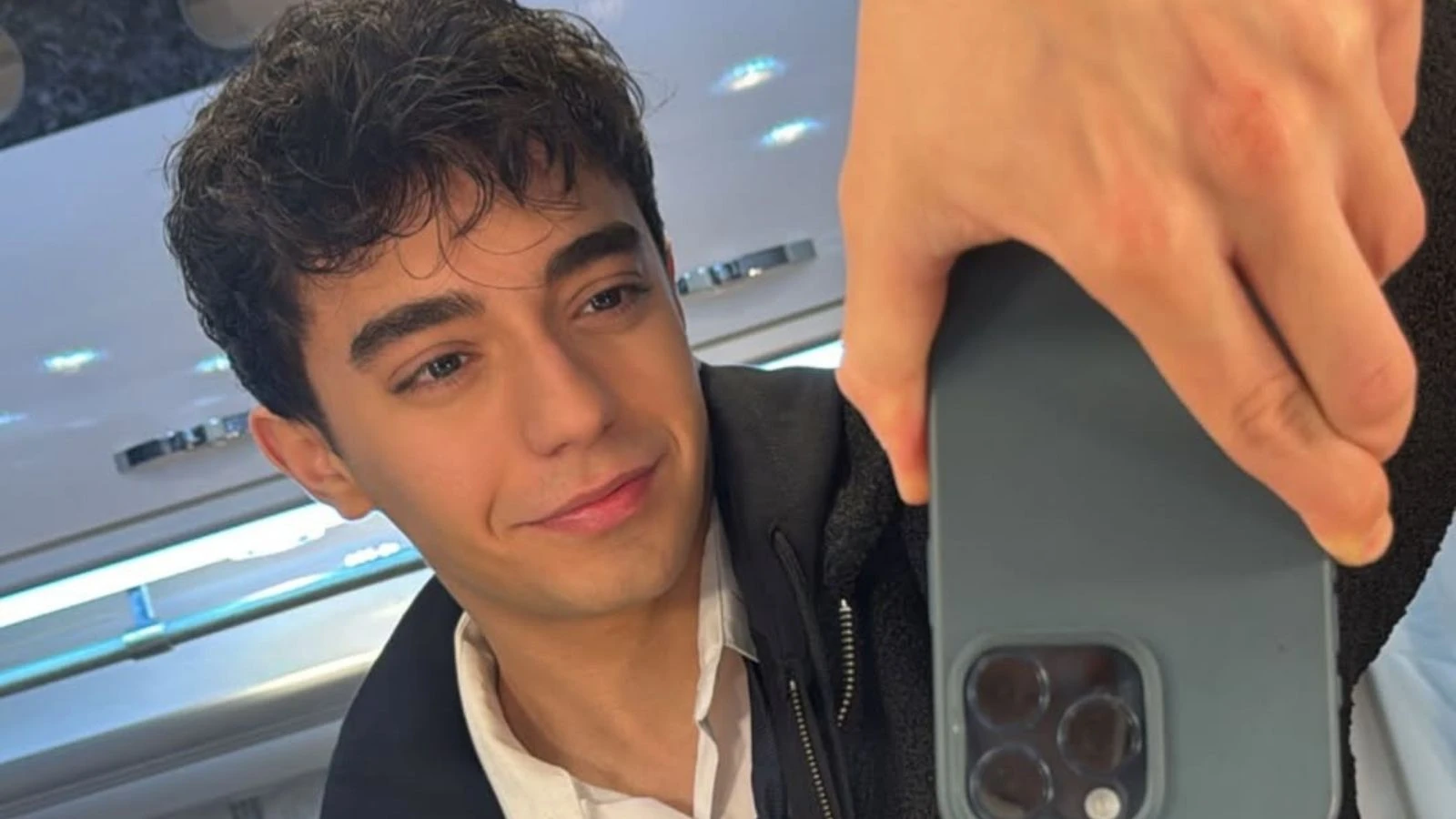 Can Borcu dizisinin Ateş’i Melih Kırkbir kimdir? Oyuncunun yaşı ve kariyeri araştırılıyor » Mavi ...