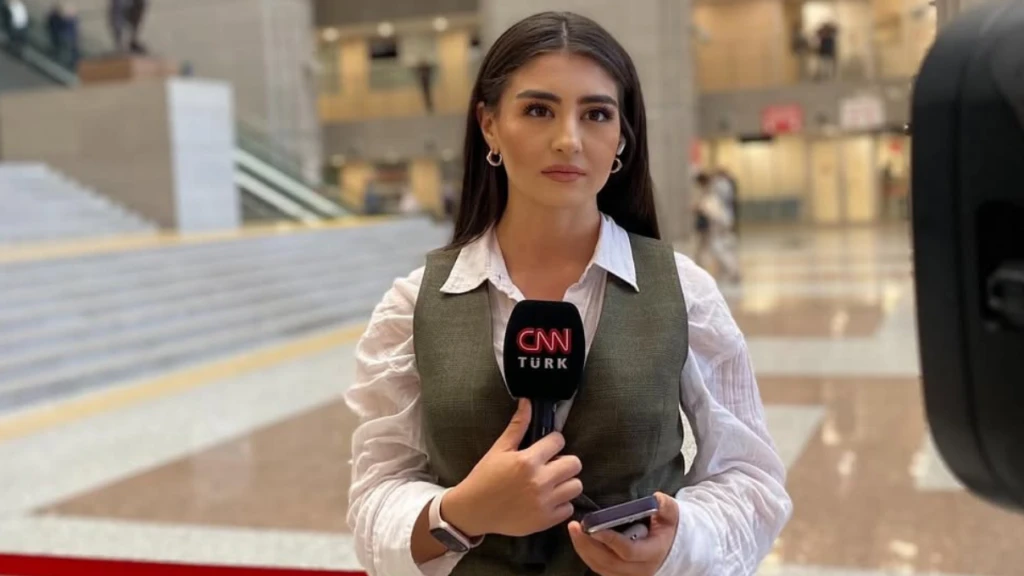 Merve Tokaz kimdir kaç yaşında? Merve Tokaz mesleği nedir? » Mavi Kadın