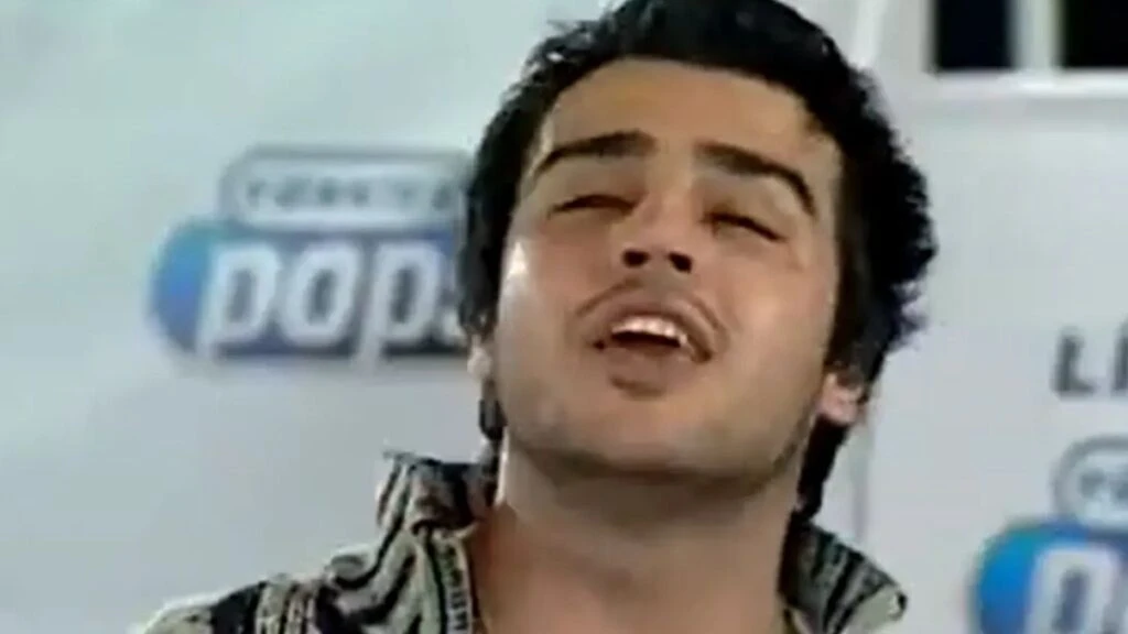 Eski popstar yıldızı Rıza Tamer sahnelere geri dönüyor! Sokaklardan ...