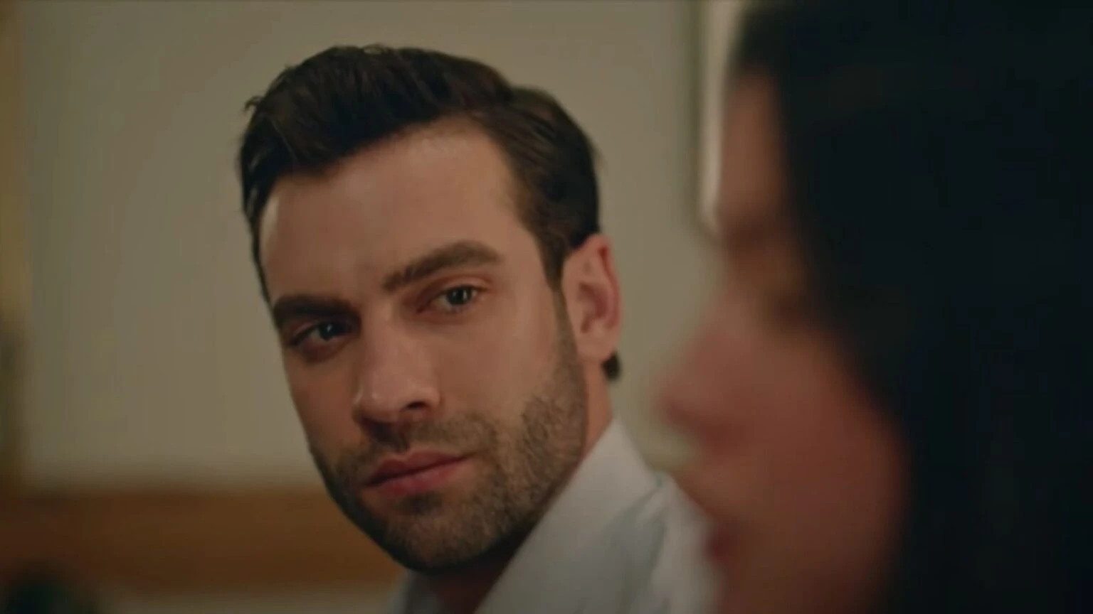 Sahipsizler dizisinde Devran ve Azize sahnesi sosyal medyada gündem oldu! “Ben sensiz savaşamam ...