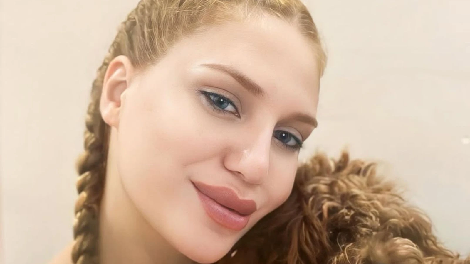 Survivor 2025 Almeda Baylan kimdir? Diskalifiye mi oldu, yarışmaya geri gelecek mi soruları ...