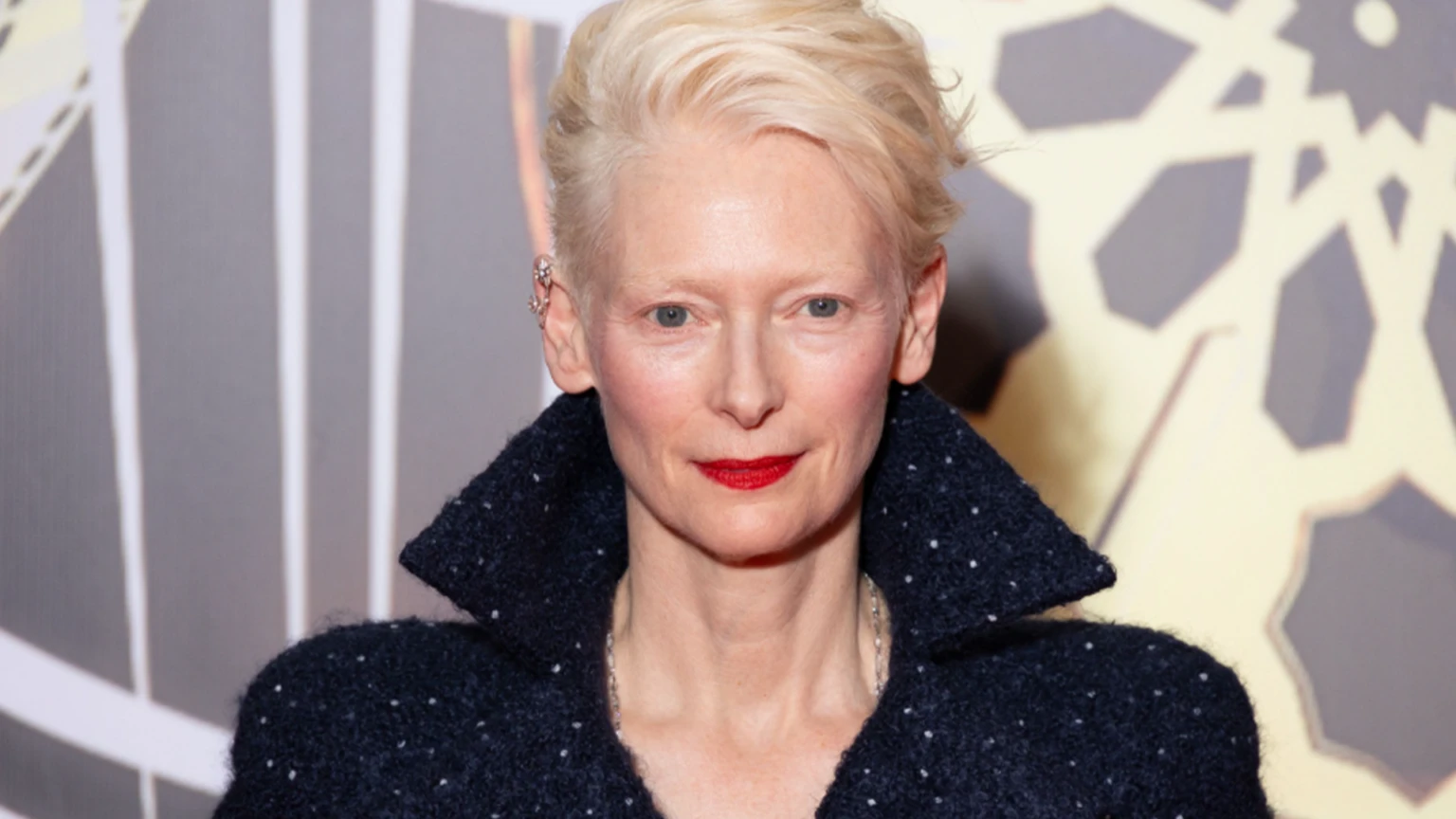 Tilda Swinton'un konuşması saatlerce alkışlandı! Tilda Swinton kimdir ...