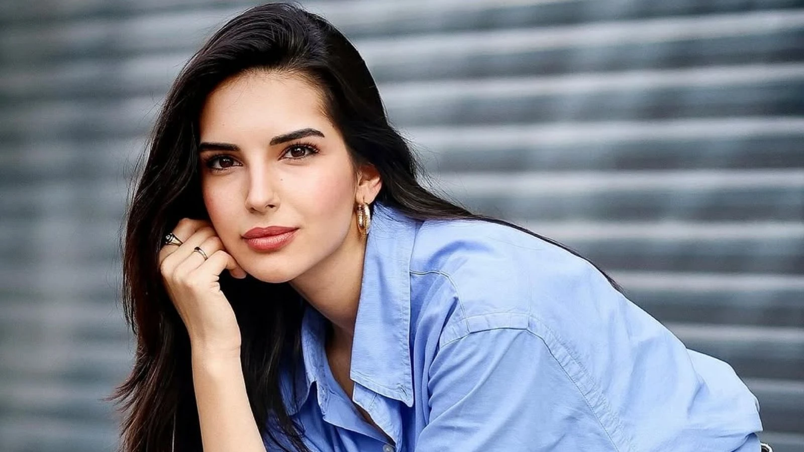 Hudutsuz Sevda dizisinin Esma’sı Yasemin Yazıcı kimdir? Oyuncunun yaşı ...