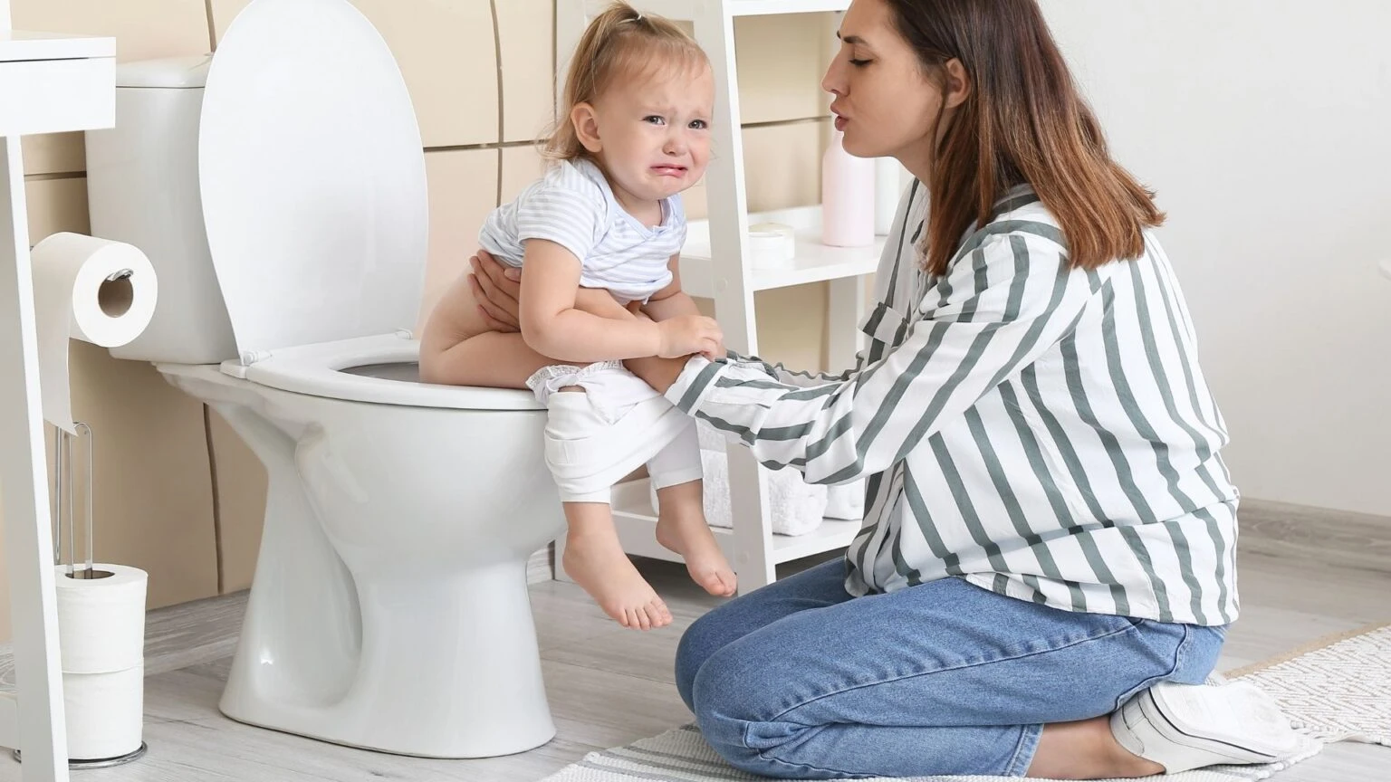 Bebeklerde yeşil kaka normal mi, neyin belirtisi? En sık karşılaşılan 5 ...