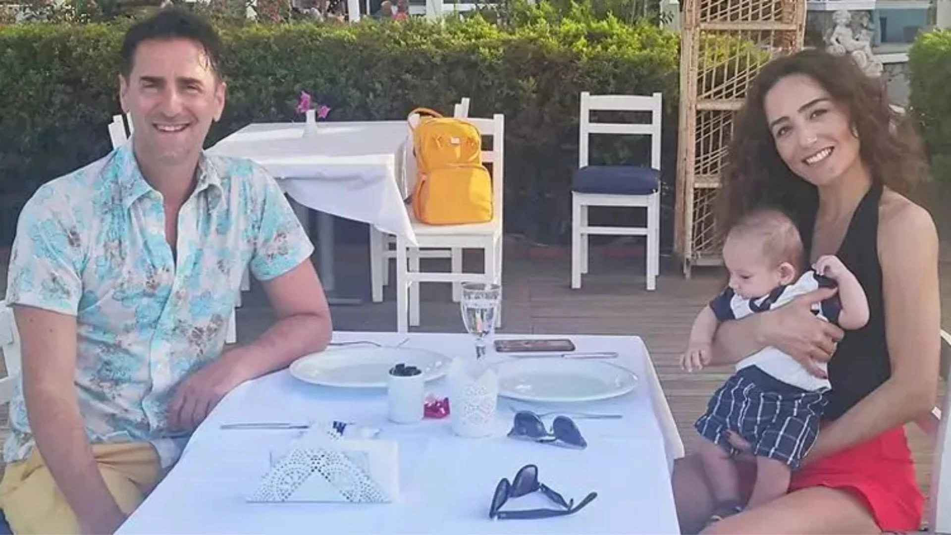 İnci Taneleri’nin Cenk’i Bekir Aksoy üçüncü kez baba oluyor! » Mavi Kadın