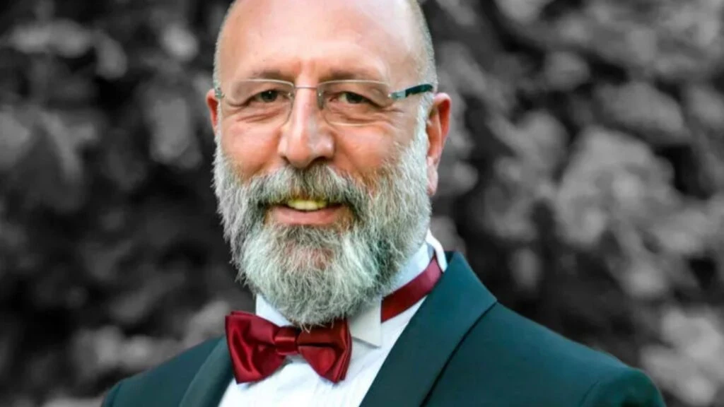 Etin ustası Cüneyt Asan kimdir kaç yaşında? » Mavi Kadın Etin ustası Cüneyt Asan kimdir kaç yaşında? » Mavi Kadın