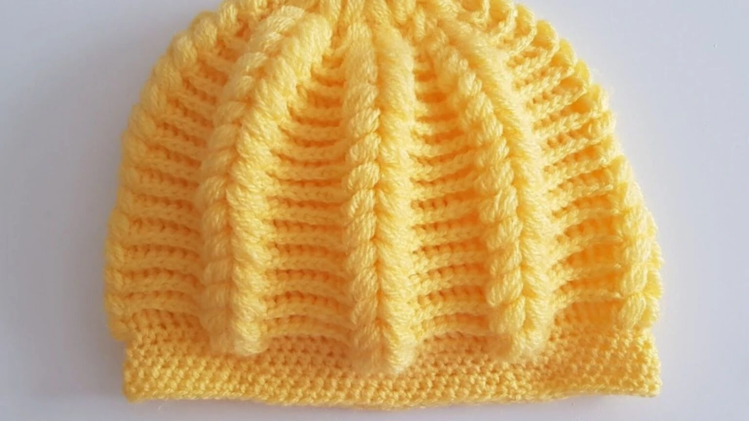 En kolay ve şık bebek örgü bere, şapka modelleri 2025 » Mavi Kadın