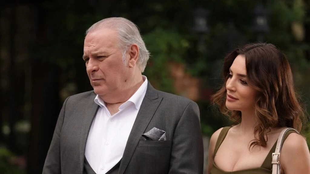 Hudutsuz Sevda ne zaman başlayacak, bu akşam var mı? Hudutsuz Sevda final mi oldu? » Mavi Kadın