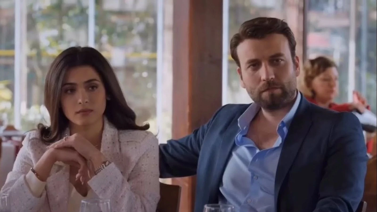 Hudutsuz Sevda’da flaş ayrılık! 2 kişi diziye veda ediyor » Mavi Kadın