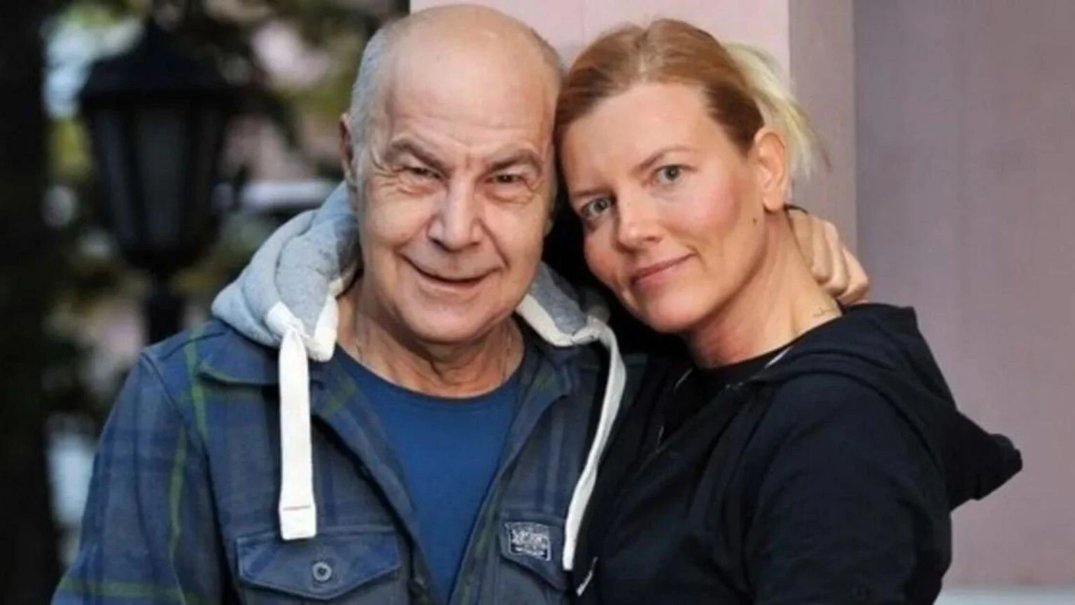 Mazhar Alanson’un eşi kimdir? Biricik Suden kaç yaşında? » Mavi Kadın