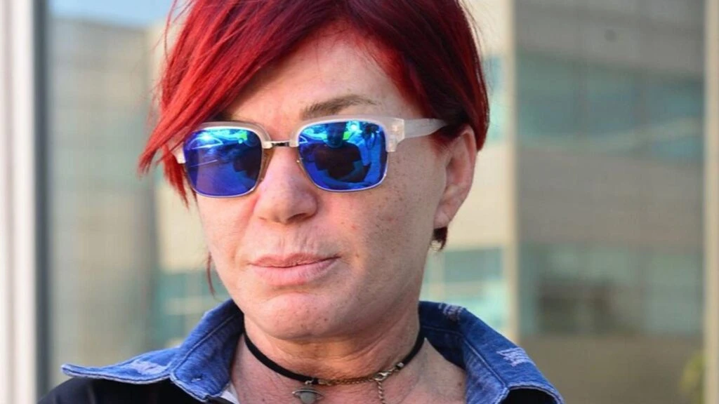 Oyuncu Emel Müftüoğlu'dan estetik pişmanlığı! 50'sinden sonra gelen ...