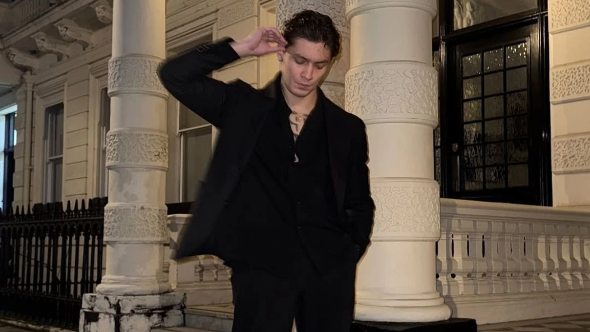 Çakal aslen nereli? Çakal’ın kız kardeşi Sudem Çakal kimdir? » Mavi Kadın