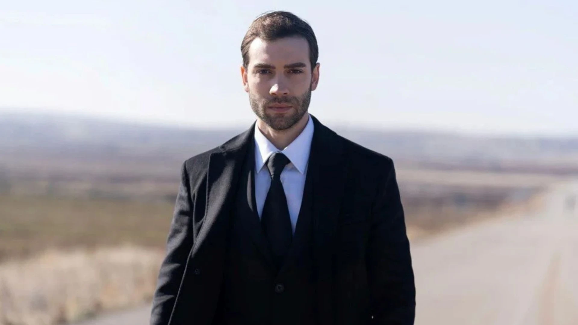 Sahipsizler dizinde Devran rolünü oynayan Burak Berkay Akgül’den ilk ...