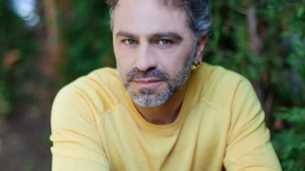 Serdar Orçin kimdir? Serdar Orçin kaç yaşında ve boyu kaç? » Mavi Kadın