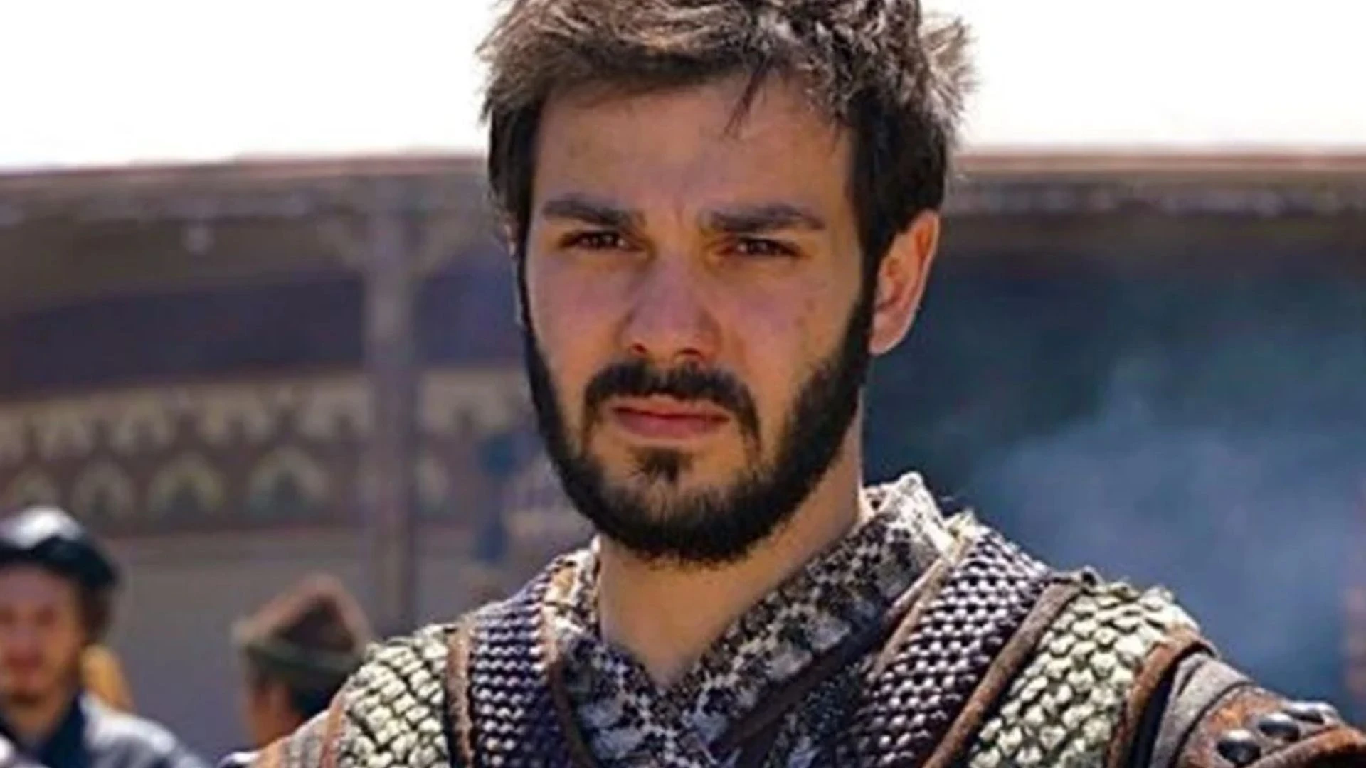 Kızgın Topraklar Taha Baran Özbek kaç yaşında sevgilisi kim? Aslen ...