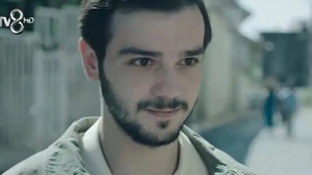 Kızgın Topraklar Taha Baran Özbek kaç yaşında sevgilisi kim? Aslen ...